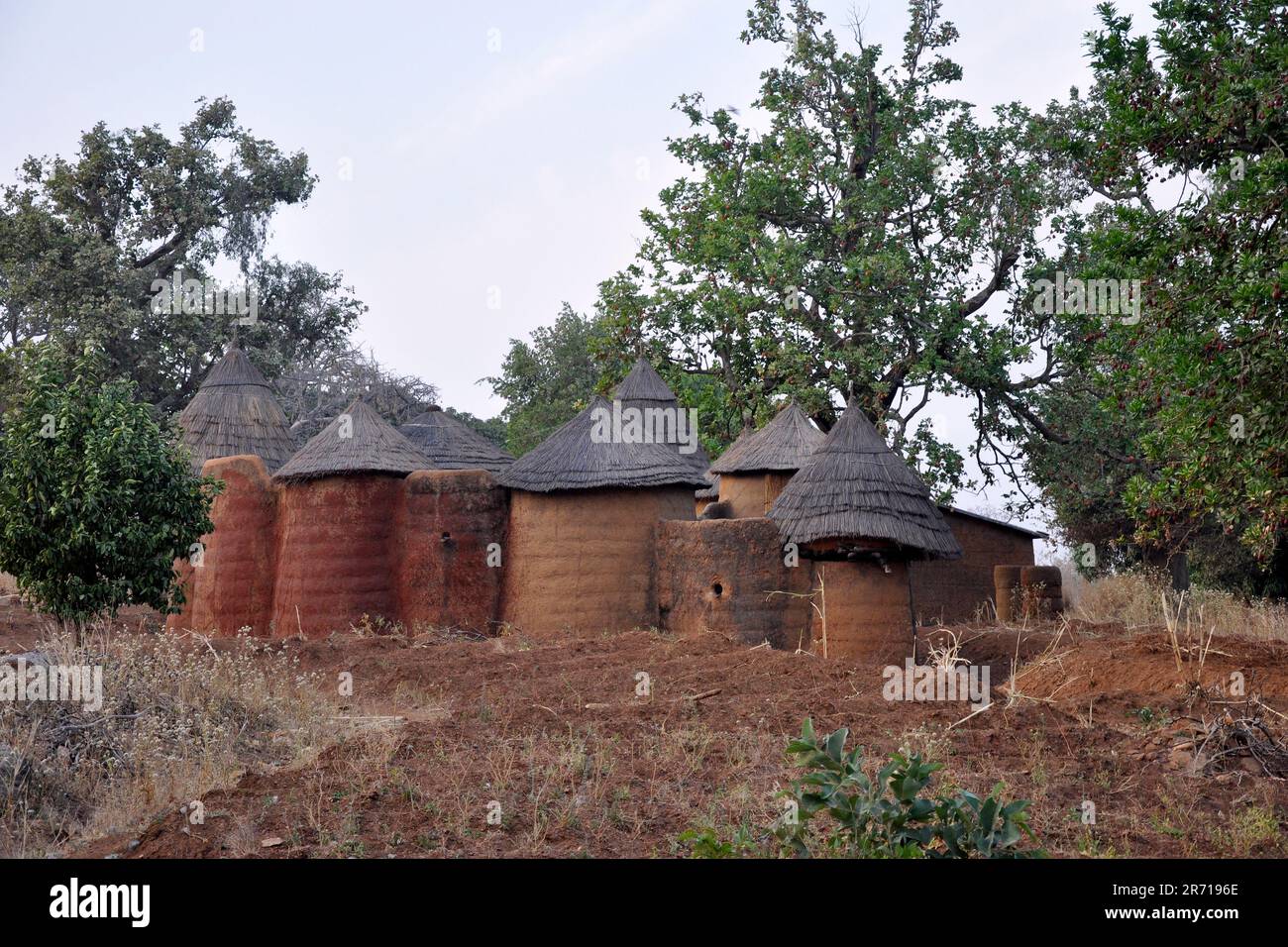 Benin village hi-res stock photography and images - Alamy