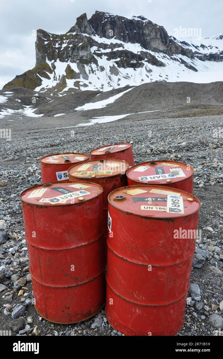 Svalbard geography hi-res stock photography and images - Alamy