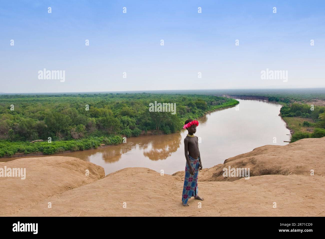 Karo tribe hi-res stock photography and images - Alamy