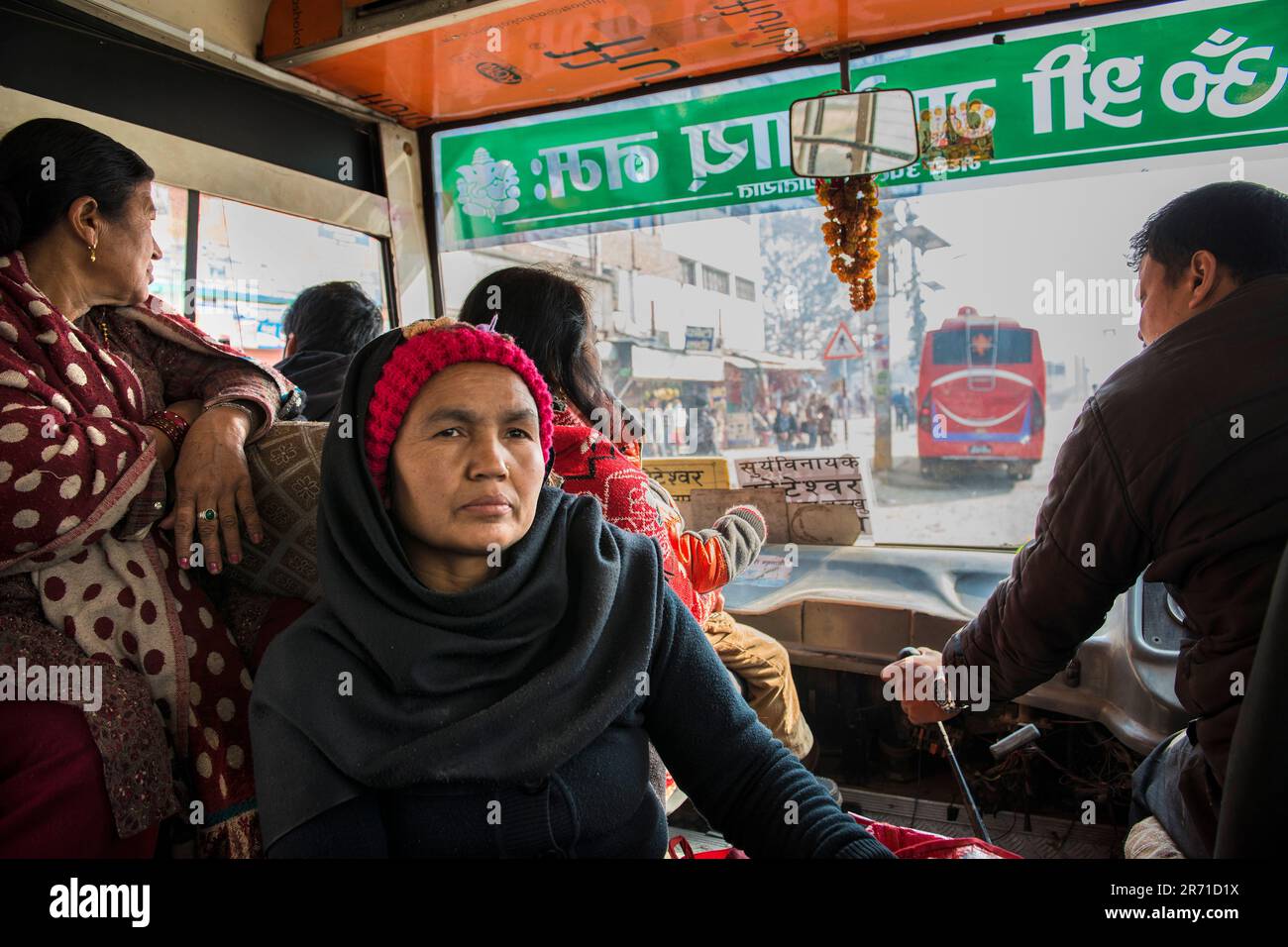 Nepal bhaktapur bus hi-res stock photography and images - Alamy