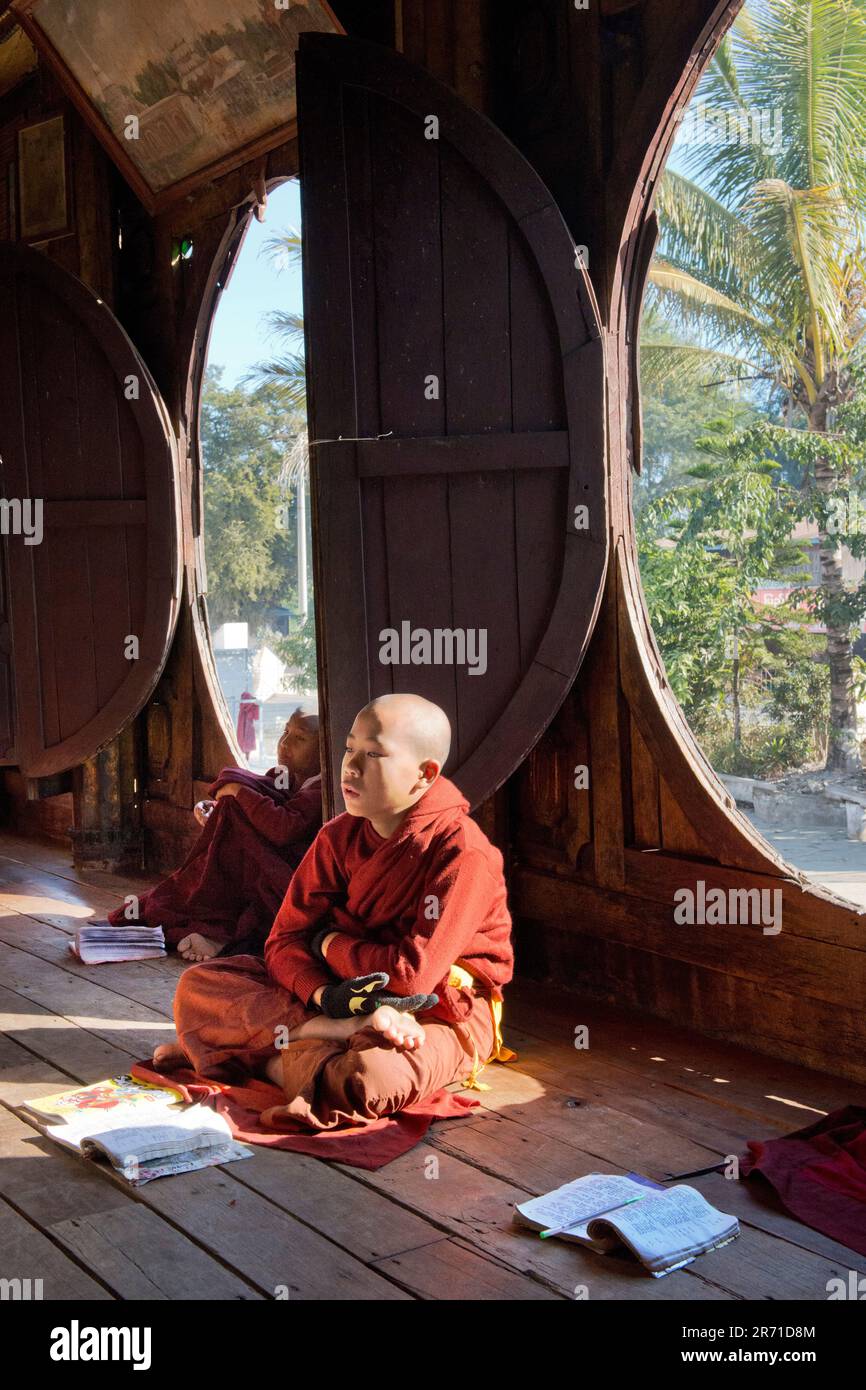 Myanmar, Heho Monastery, daily life Stock Photo - Alamy