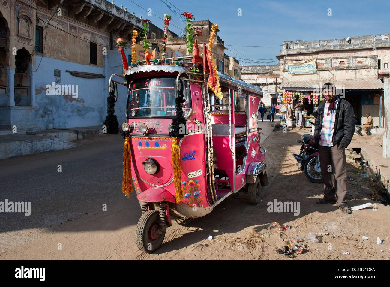 India, Rajasthan, Nawalgarh, local transport Stock Photo - Alamy