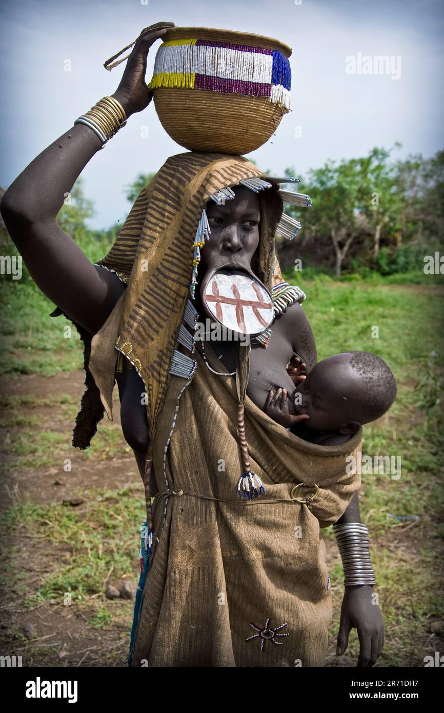 Mursi tribe, Mago National Park, Ethiopia Stock Photo - Alamy