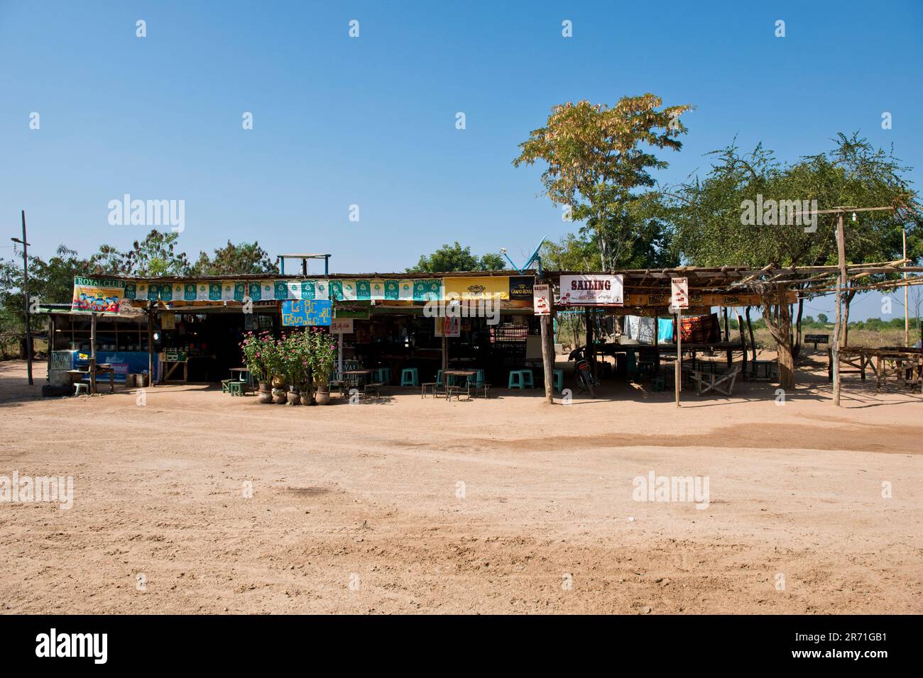 Myanmar, Mandalay, Traditional restaurant Stock Photo - Alamy