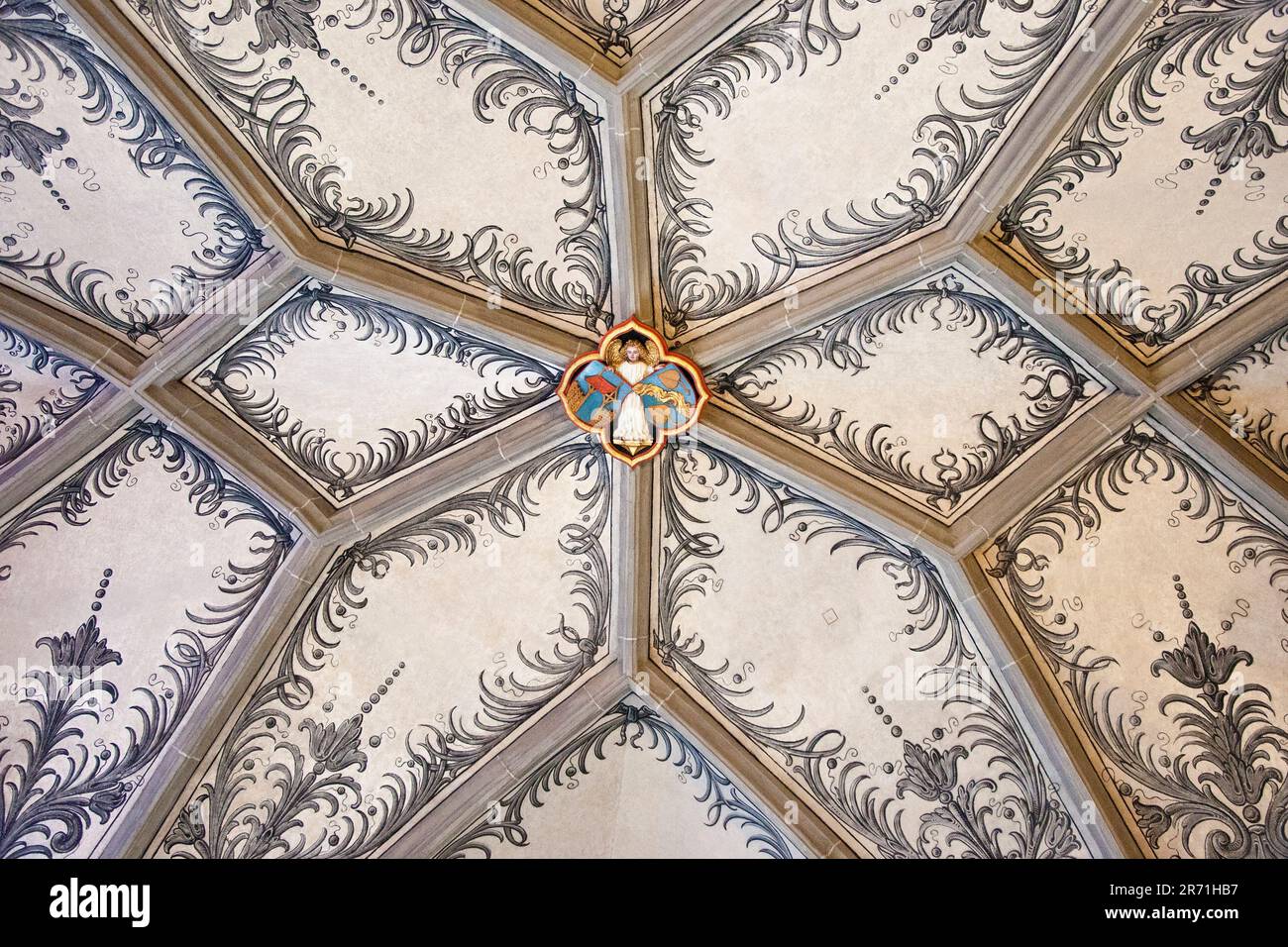 Bern cathedral switzerland interior hi-res stock photography and images ...