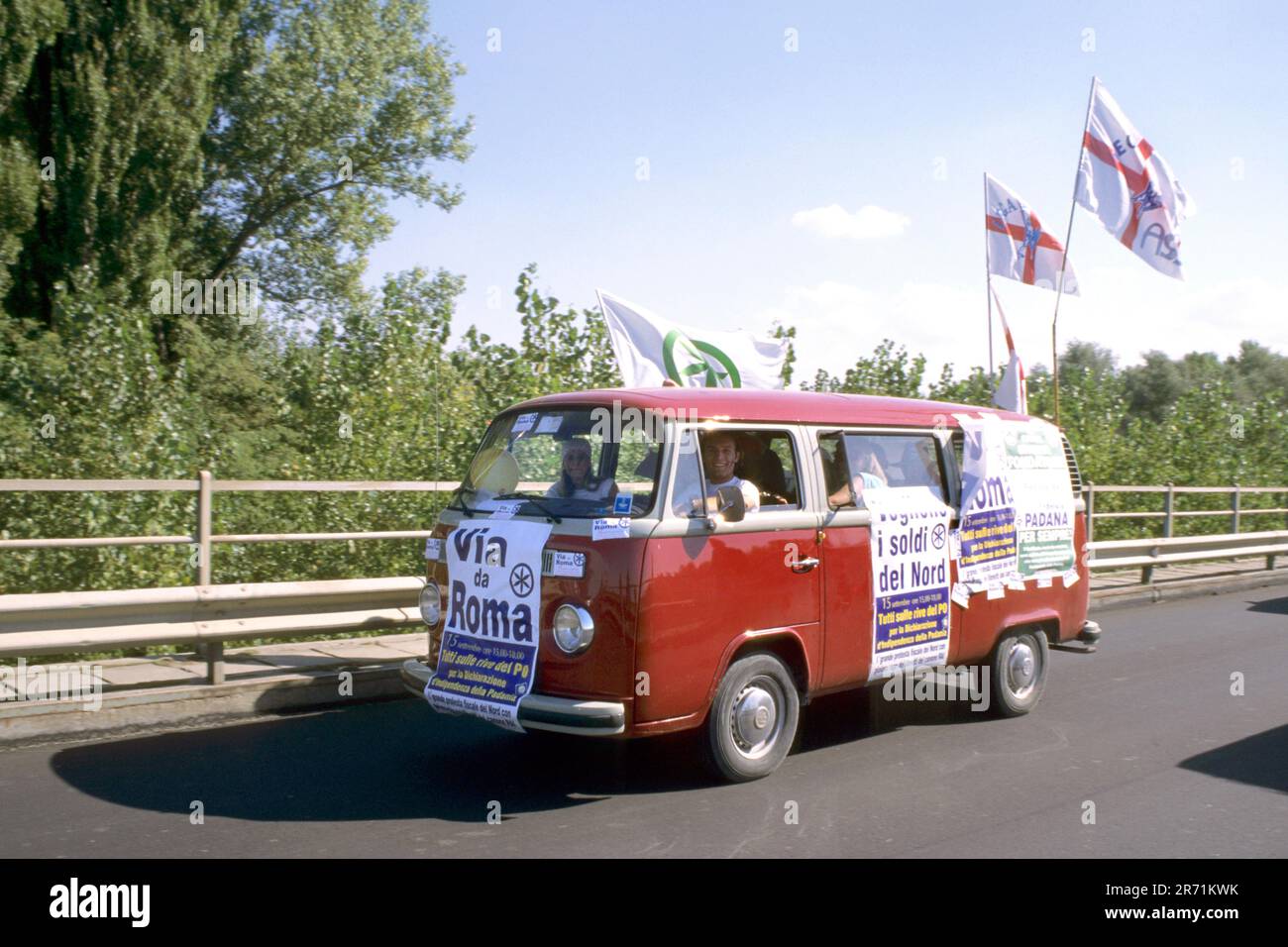 Lega nord hi-res stock photography and images - Alamy