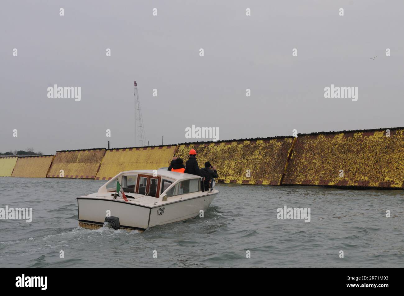 Mose flood barriers hi-res stock photography and images - Alamy