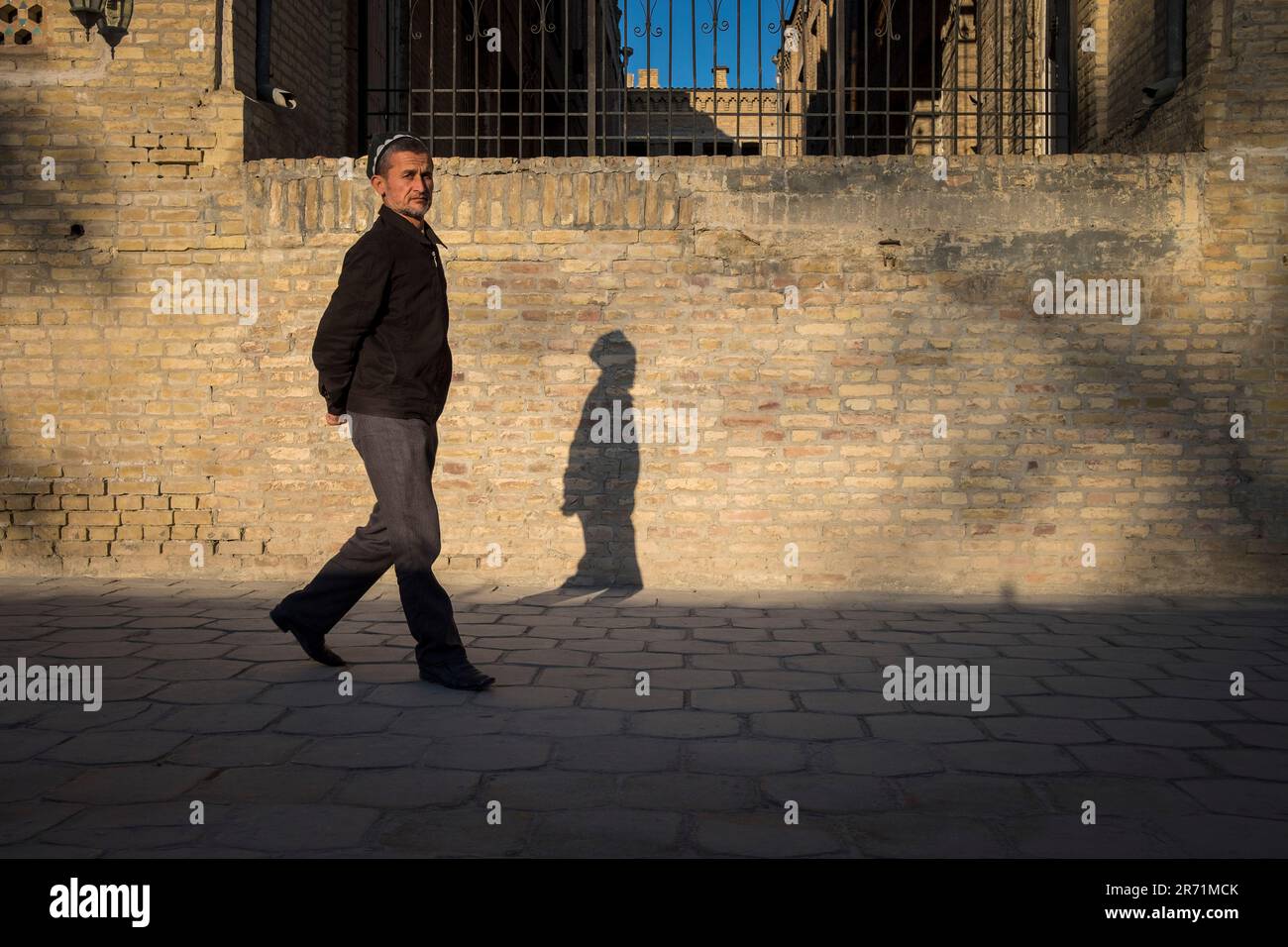 Uzbekistan men hi-res stock photography and images - Alamy