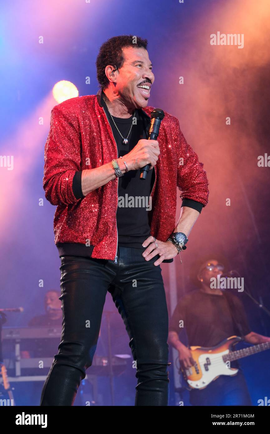 Lionel Richie performing at the Cambridge Club Festival, 2023 ...