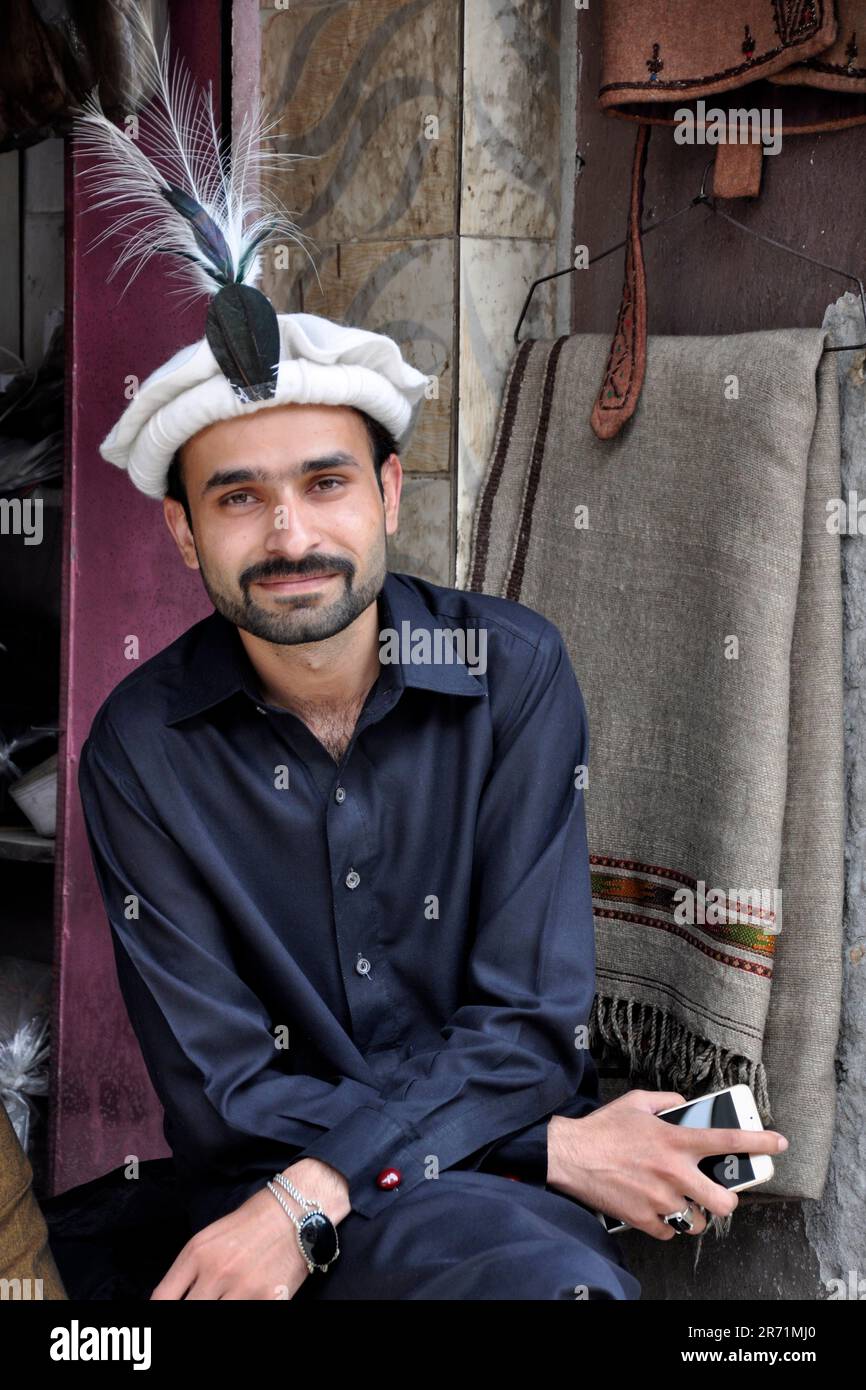 Pakistan portrait man hi-res stock photography and images - Alamy