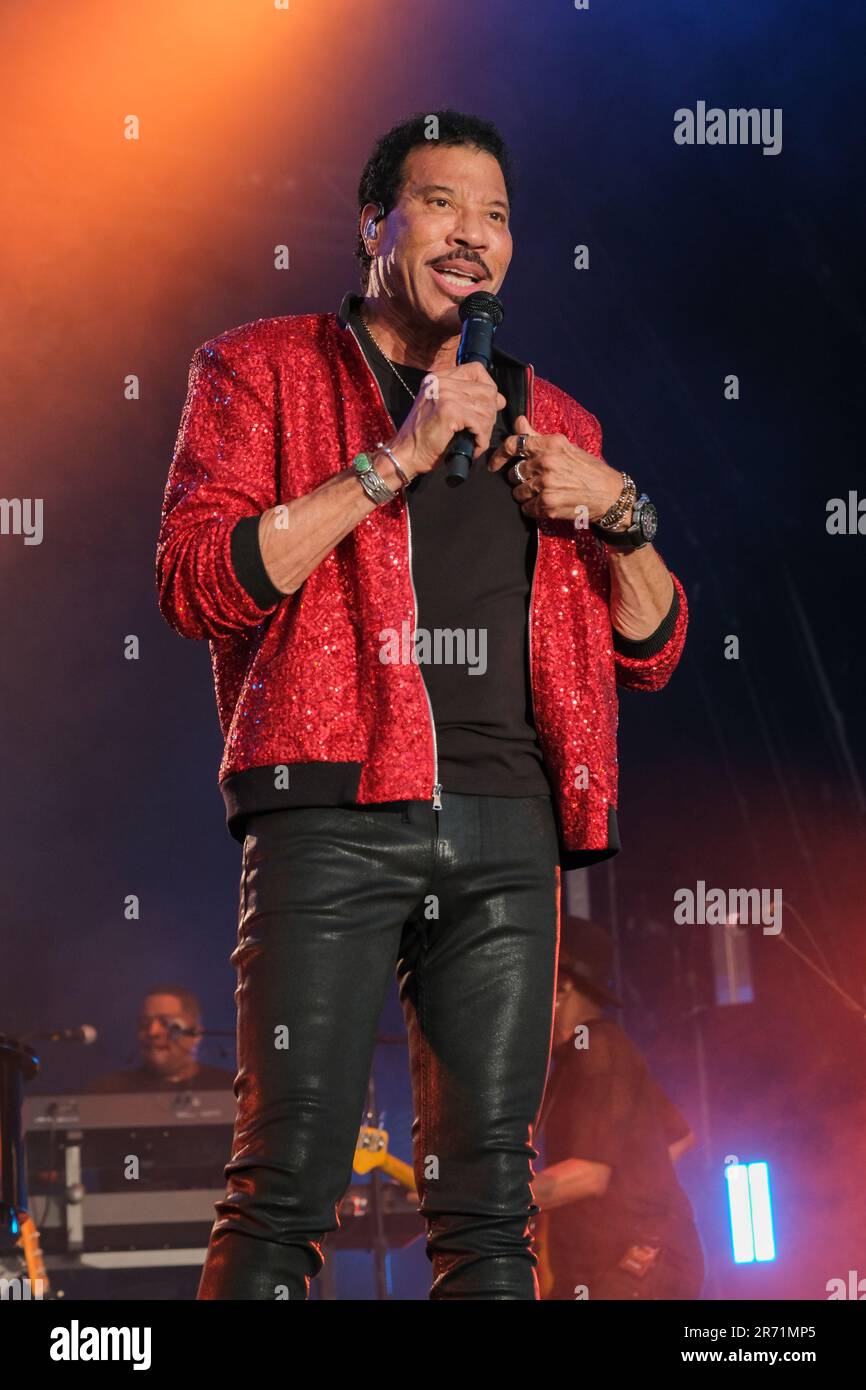 Lionel Richie performing at the Cambridge Club Festival, 2023 ...