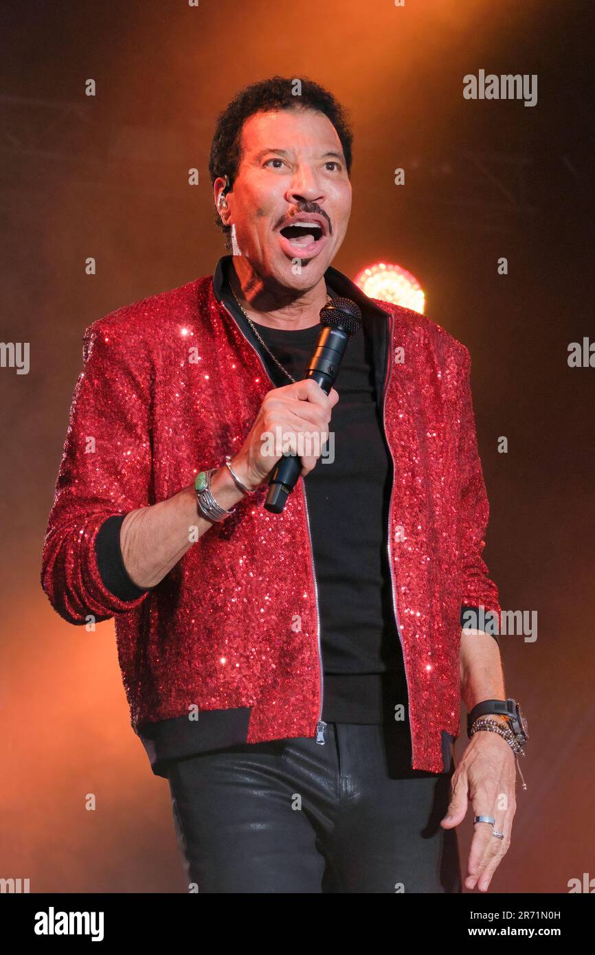 Lionel Richie performing at the Cambridge Club Festival, 2023 ...