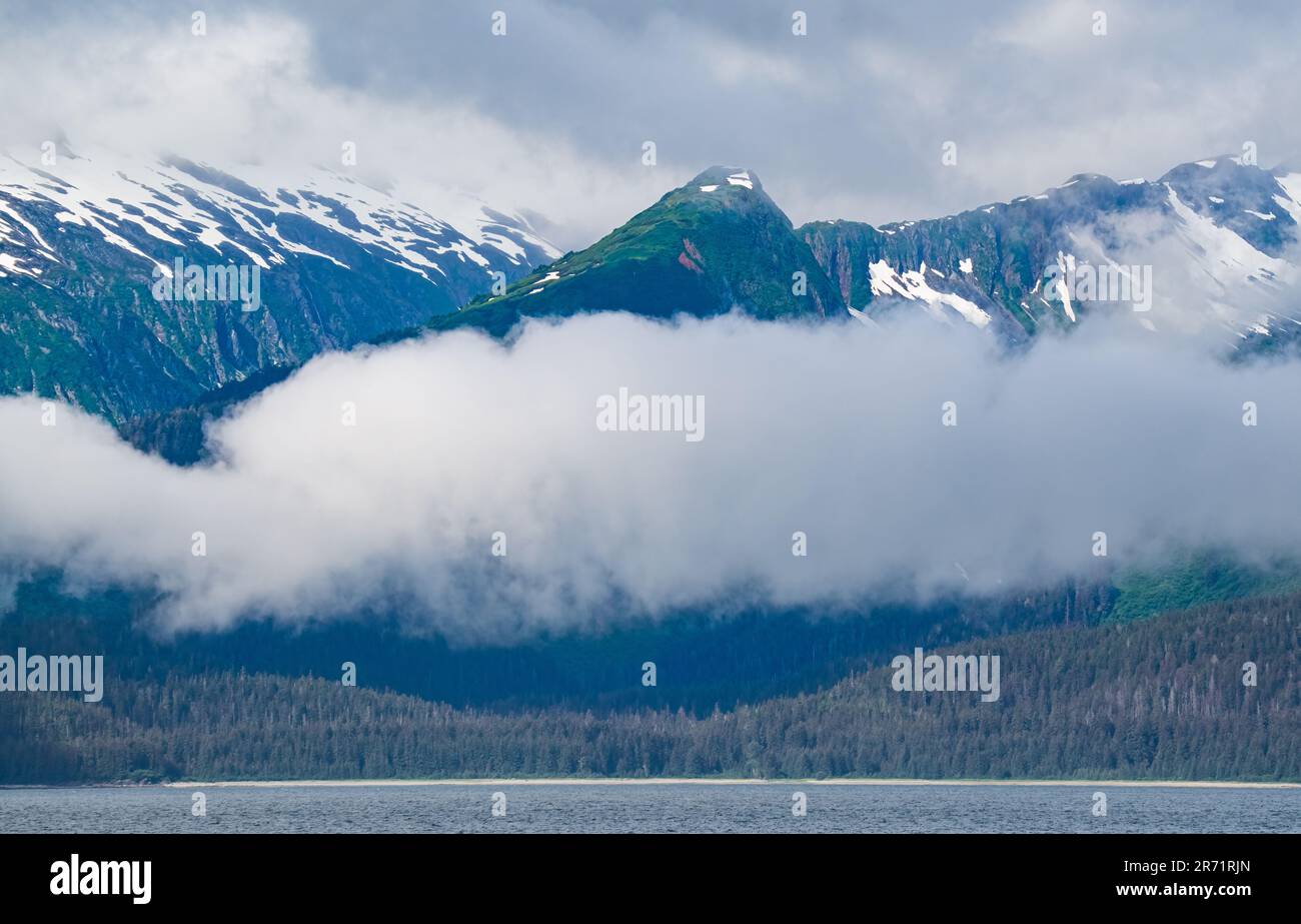 Sweeping landscape photography around the waters of western Alaska ...