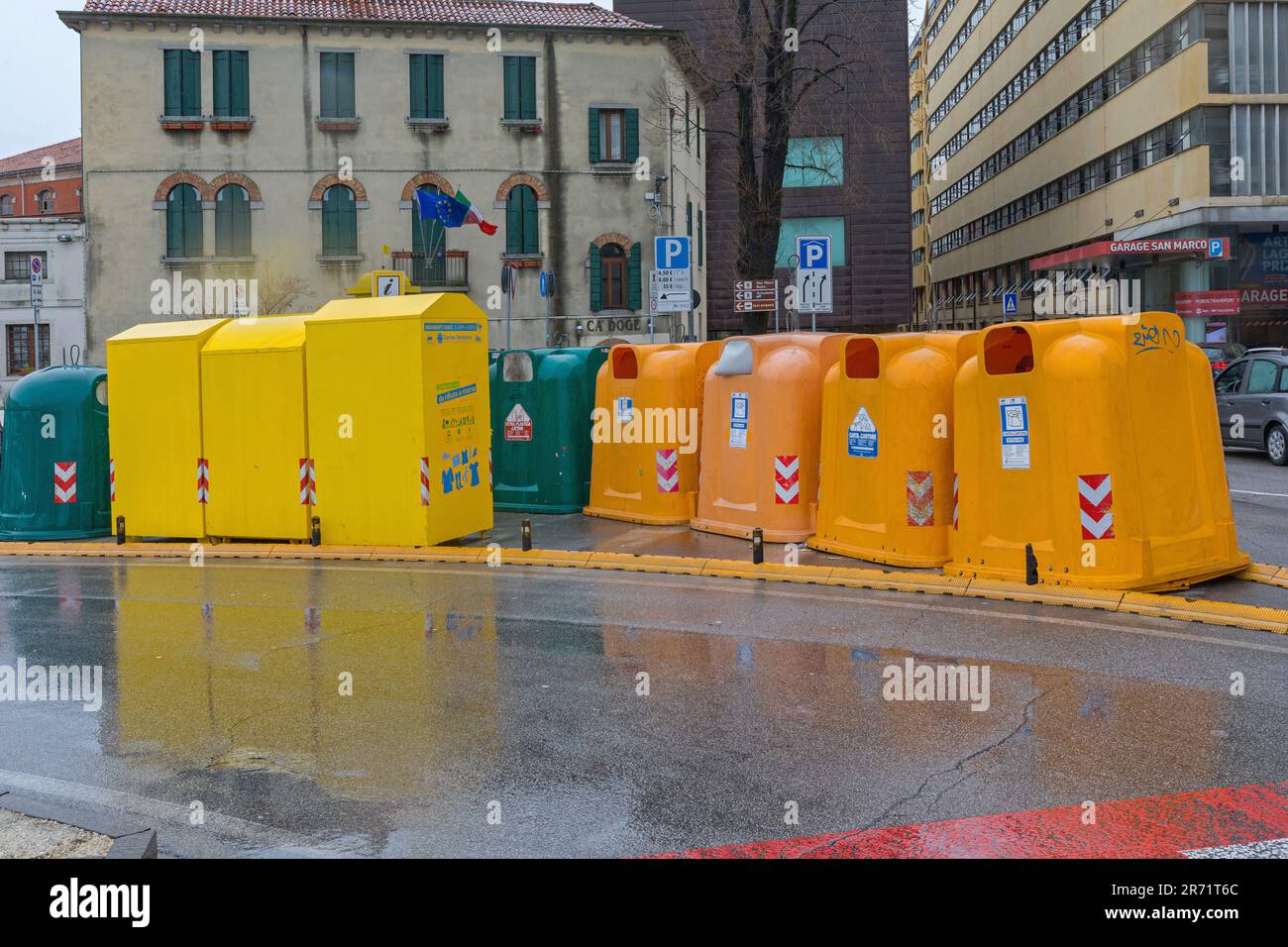 Recycling recycle bins italy hi-res stock photography and images - Alamy