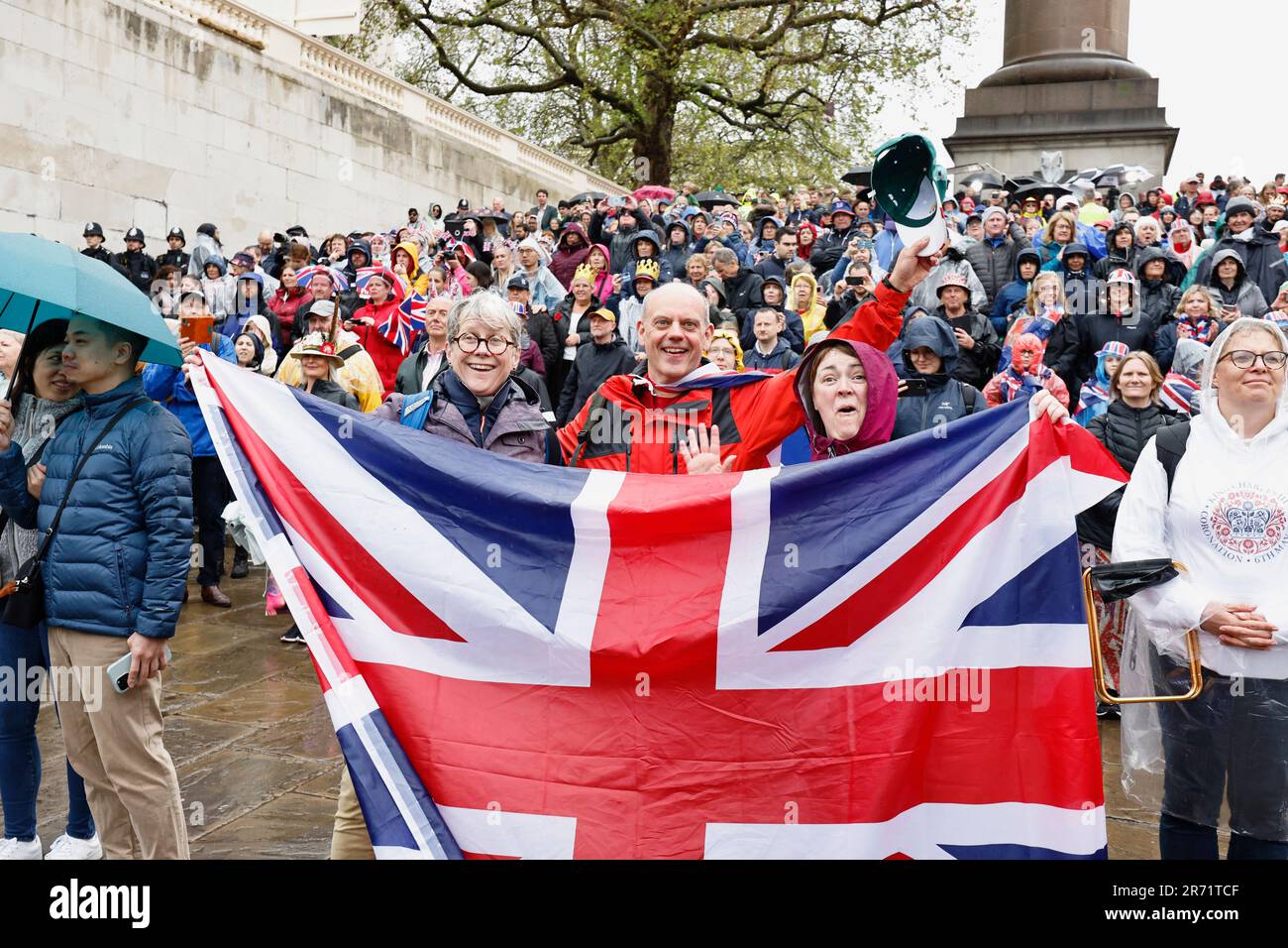England, London, The Mall, people celebrating the coronation of King ...