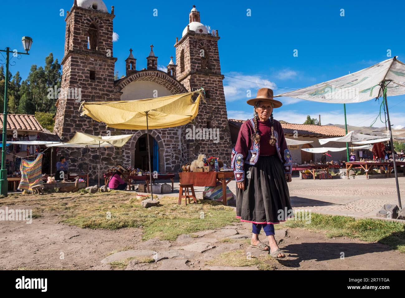 Local market peru hi-res stock photography and images - Alamy