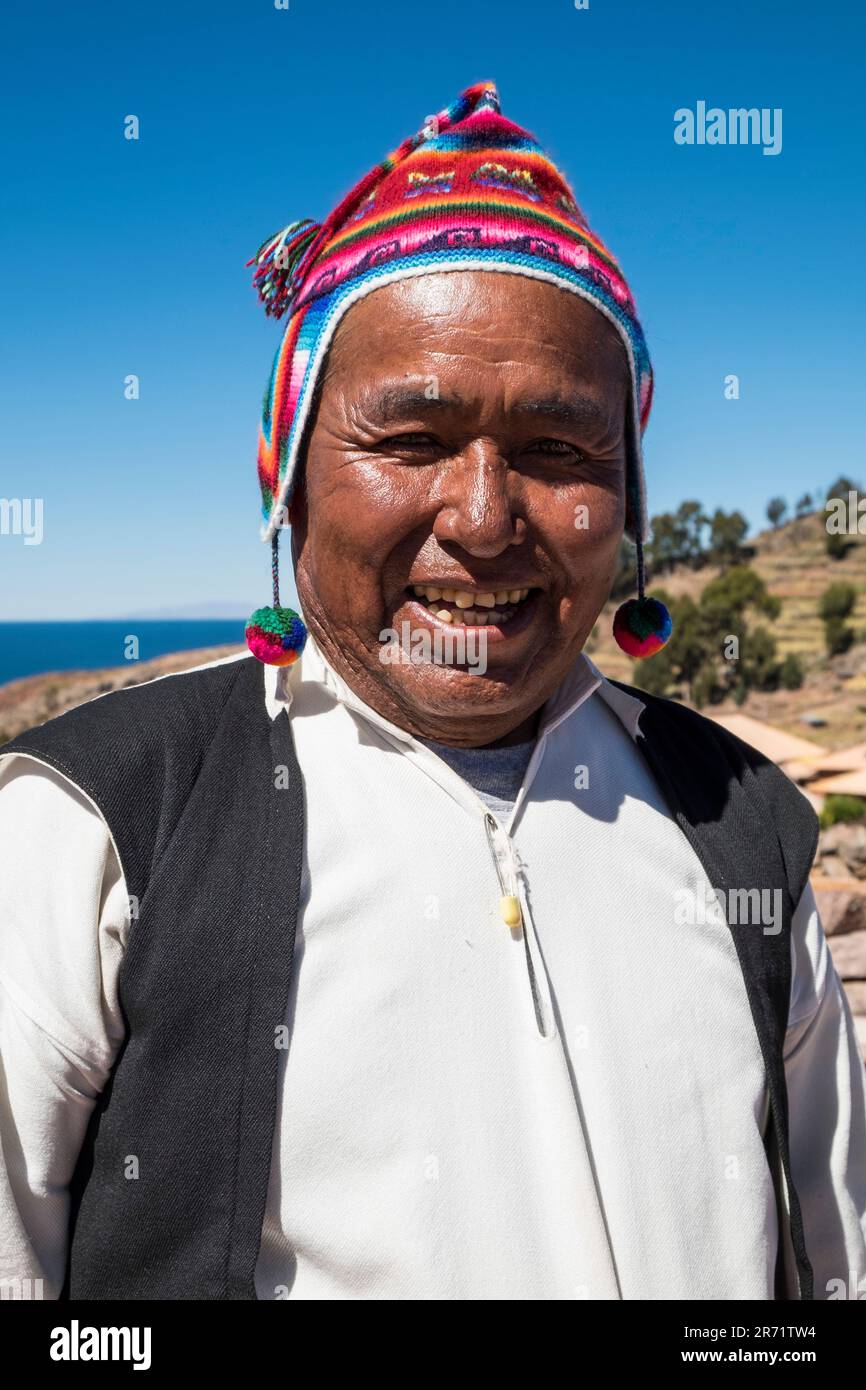 Isla de taquile. titicaca lake. peru Stock Photo - Alamy