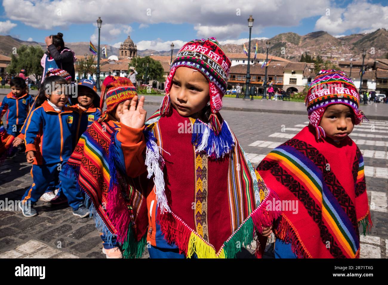 Peru cusco children hi-res stock photography and images - Alamy