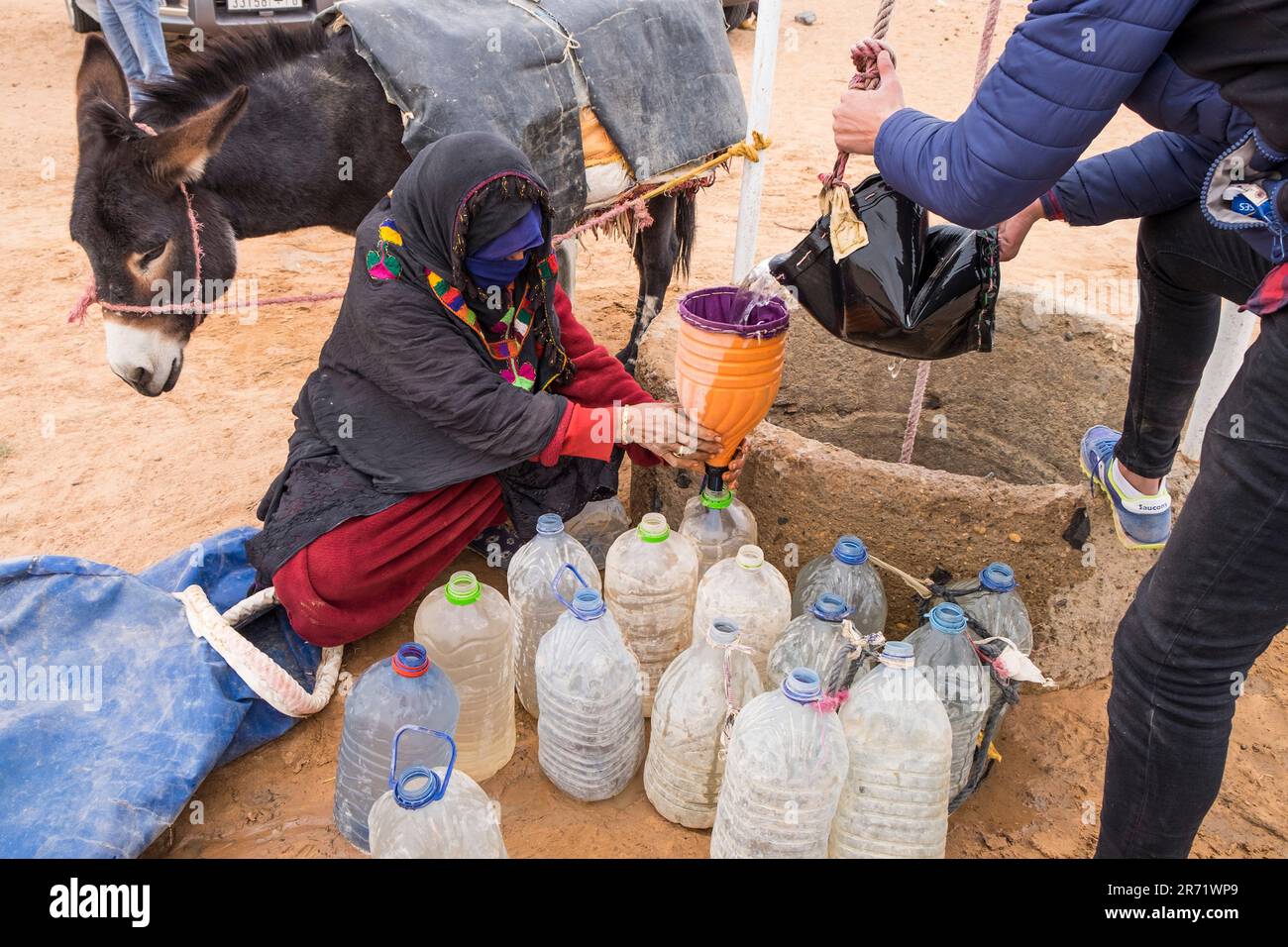 Morocco. Taouz. water well Stock Photo - Alamy