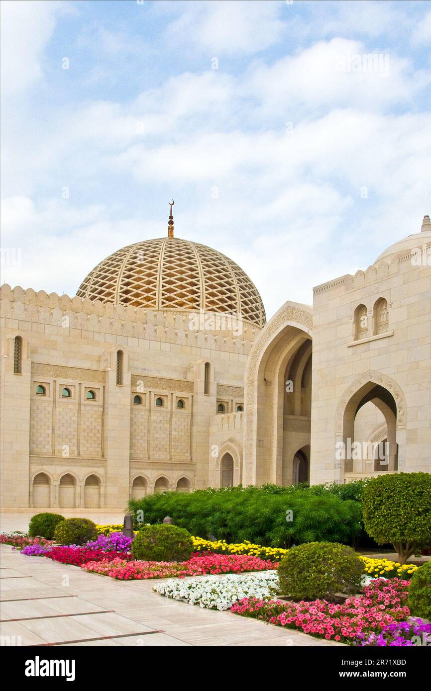 Qaboos Bin Said mosque. Muscat. Sultanate of Oman Stock Photo - Alamy