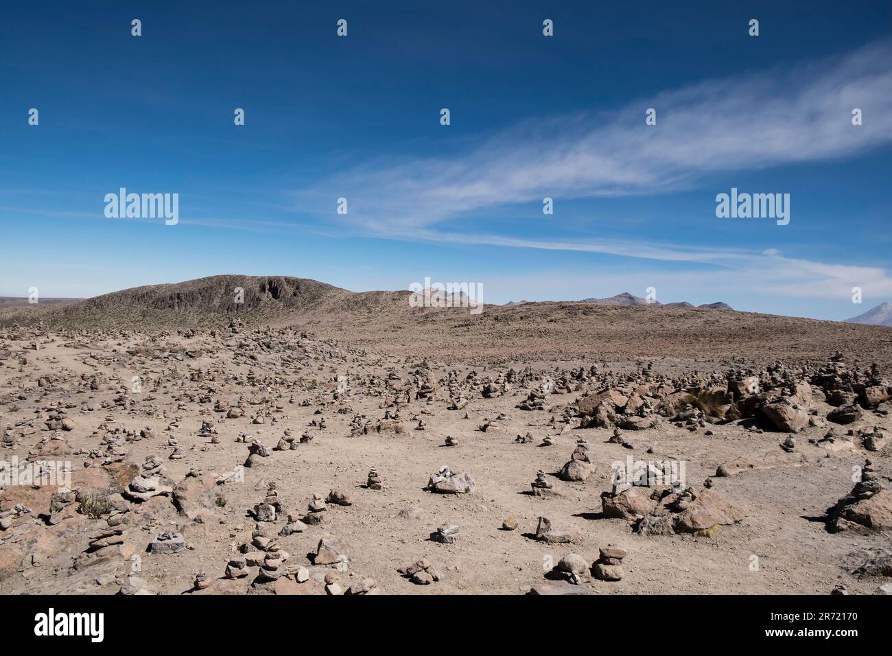 Cordillera de los andes. peru Stock Photo - Alamy