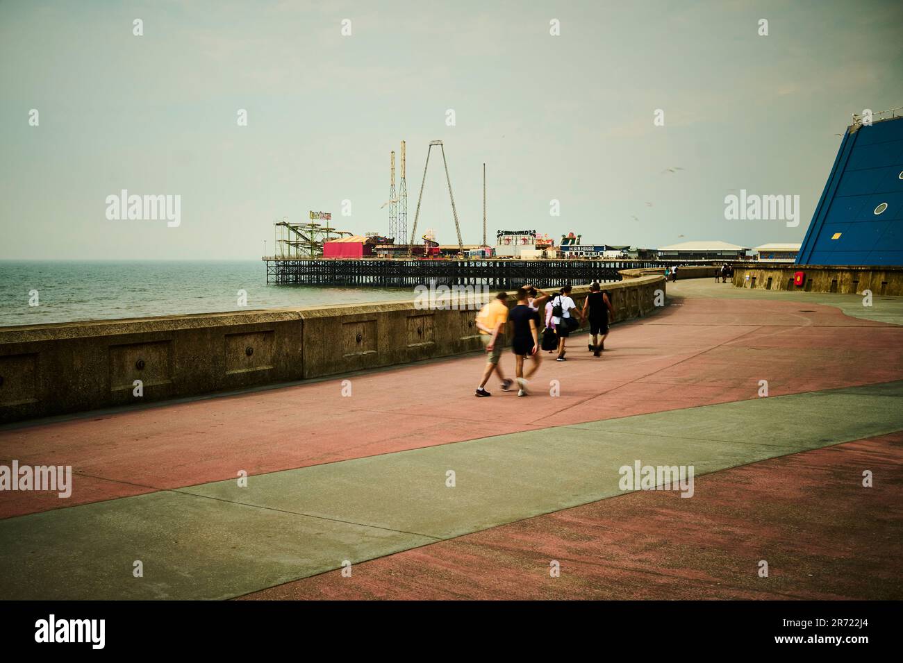 Promenade walking hi-res stock photography and images - Alamy