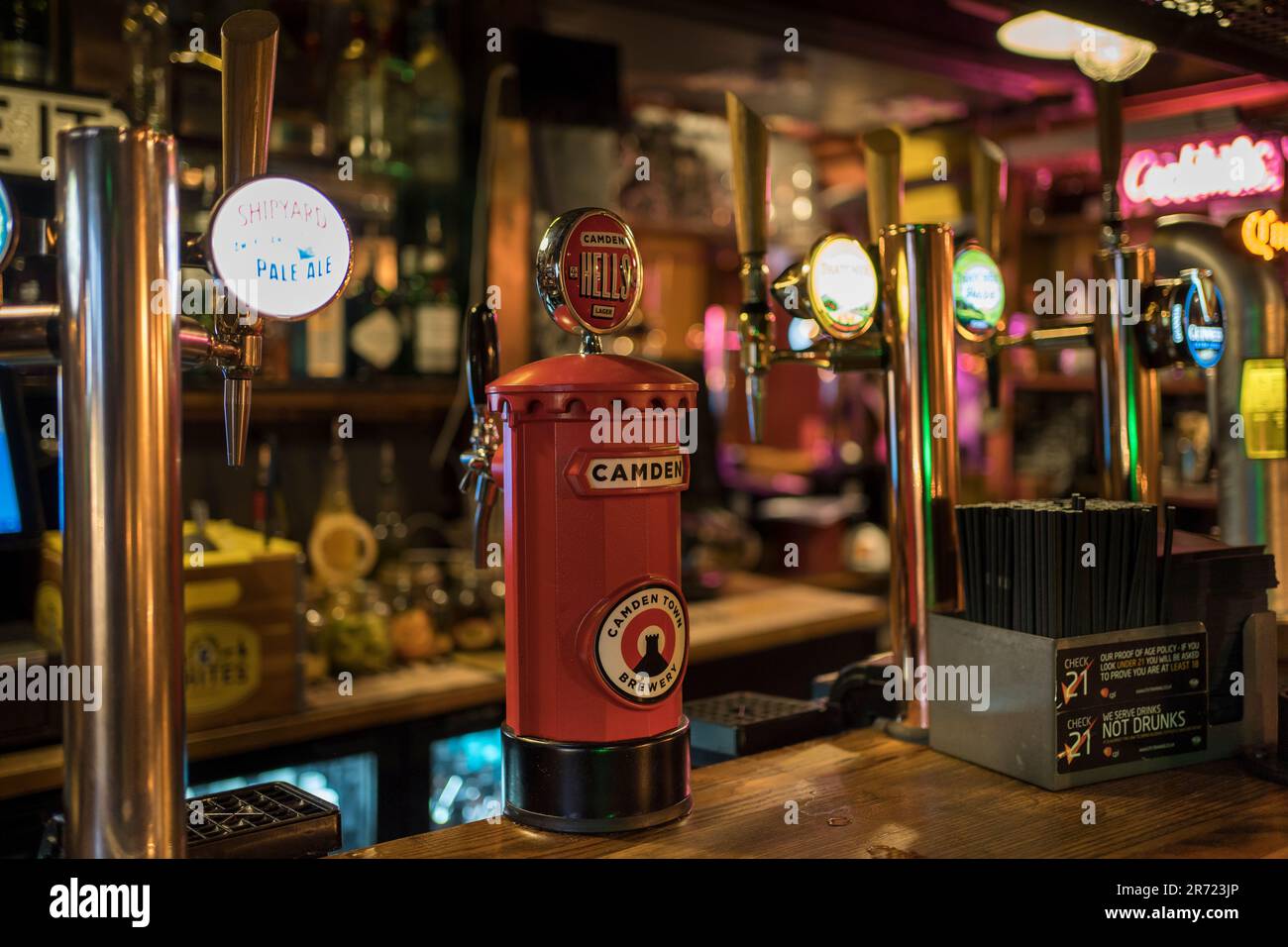 Close up of beer taps on bar in typical modern British pub Stock Photo ...