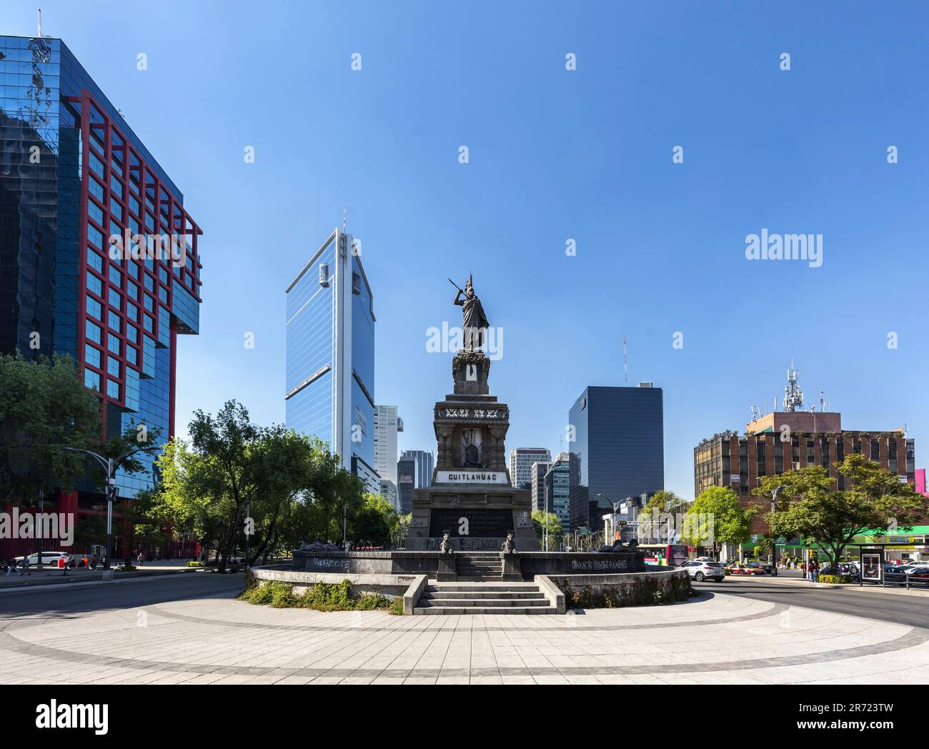 Paseo de la Reforma in modern part of Mexico City Stock Photo - Alamy