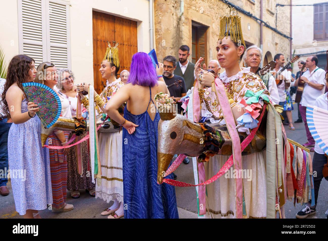 Dance of the Eagles and Sant Joan Pelos, Corpus Christi procession ...
