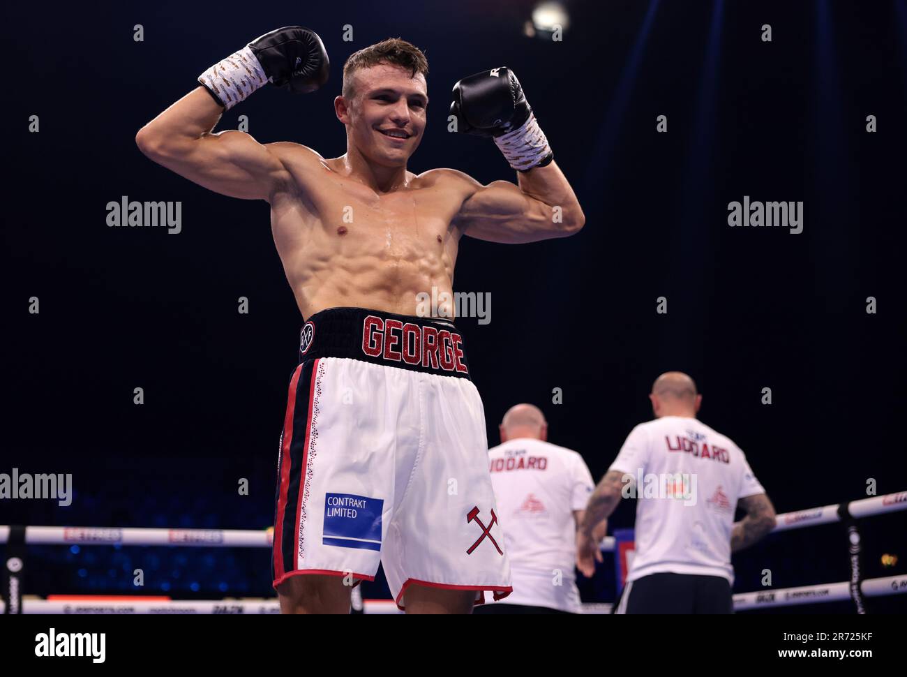 George Liddard poses after victory in the International Middleweight ...