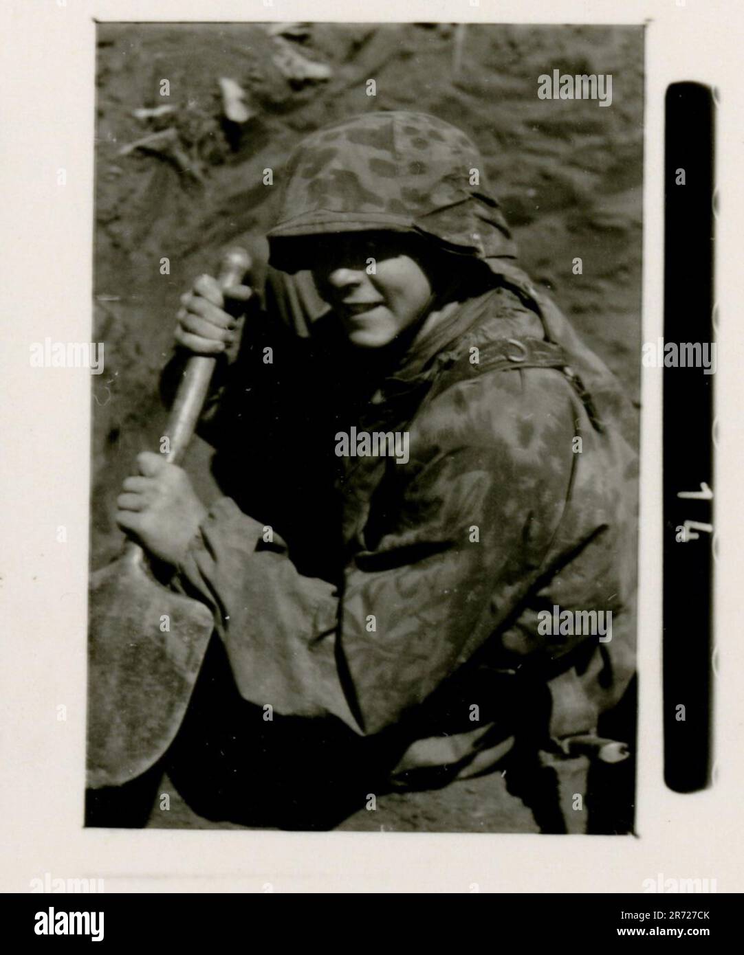 SS Photographer Büschel from the Leibstandarte Adolf Hitler in Russia ...