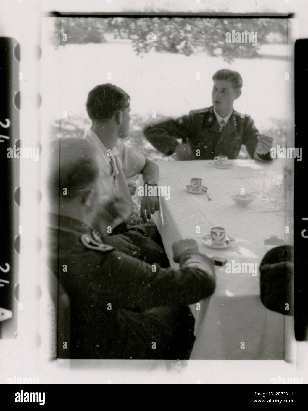 SS Photographer Büschel from the Leibstandarte Adolf Hitler in Russia ...