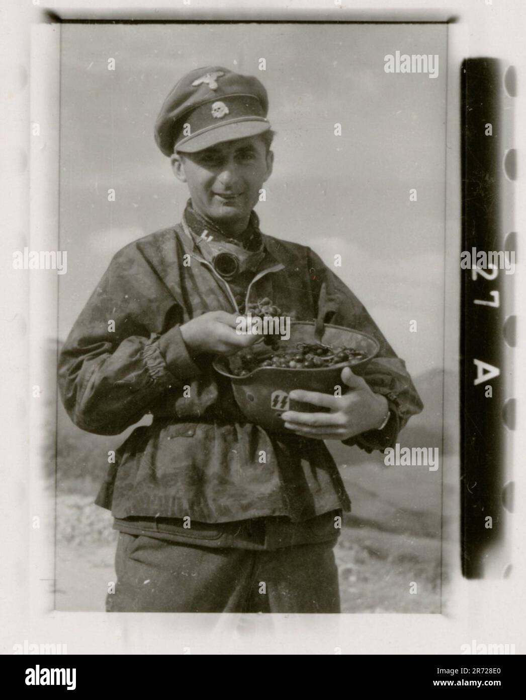 SS Photographer Büschel from the Leibstandarte Adolf Hitler in Russia ...
