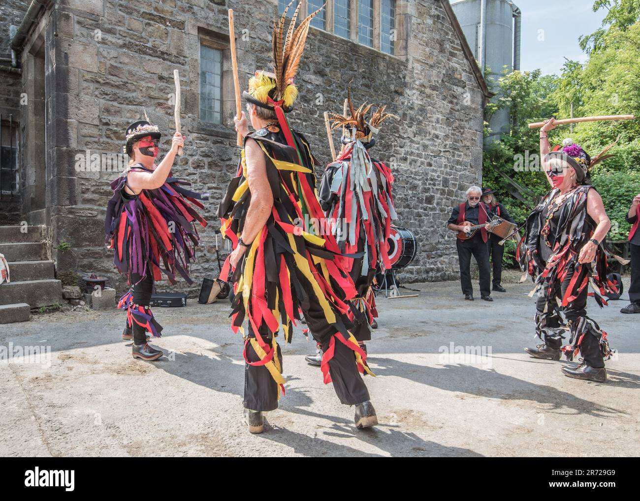 Flagcrackers of Craven Morris side performing at Cappelside Farm ...