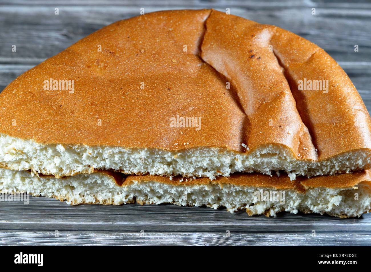 Turkish Pitta bread, Turkish Flatbread which is soft and delicious ...