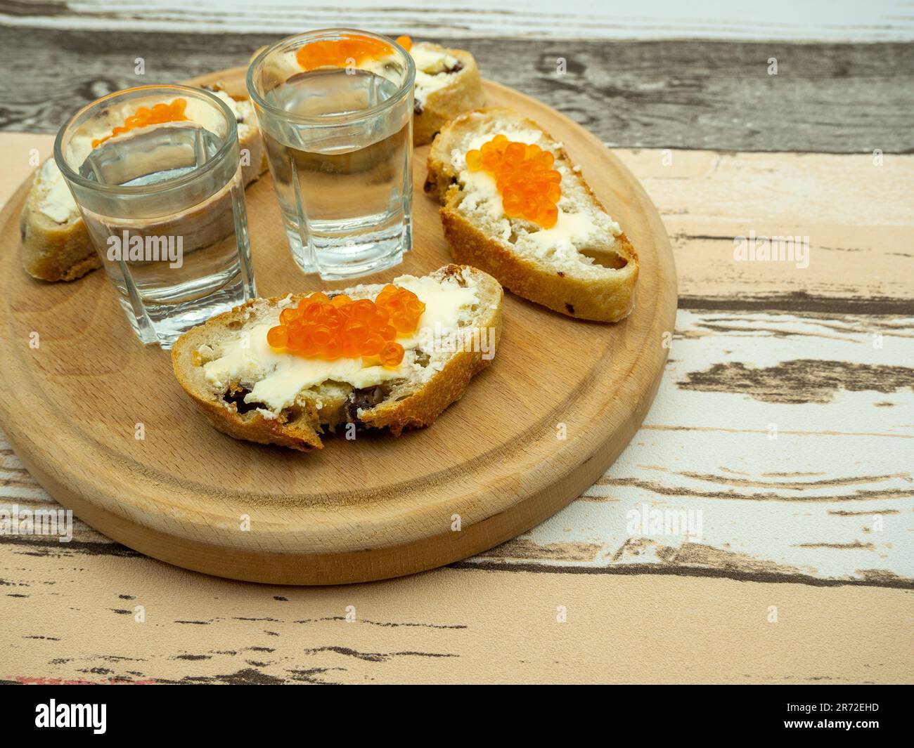 Fish and appetizers hi-res stock photography and images - Alamy