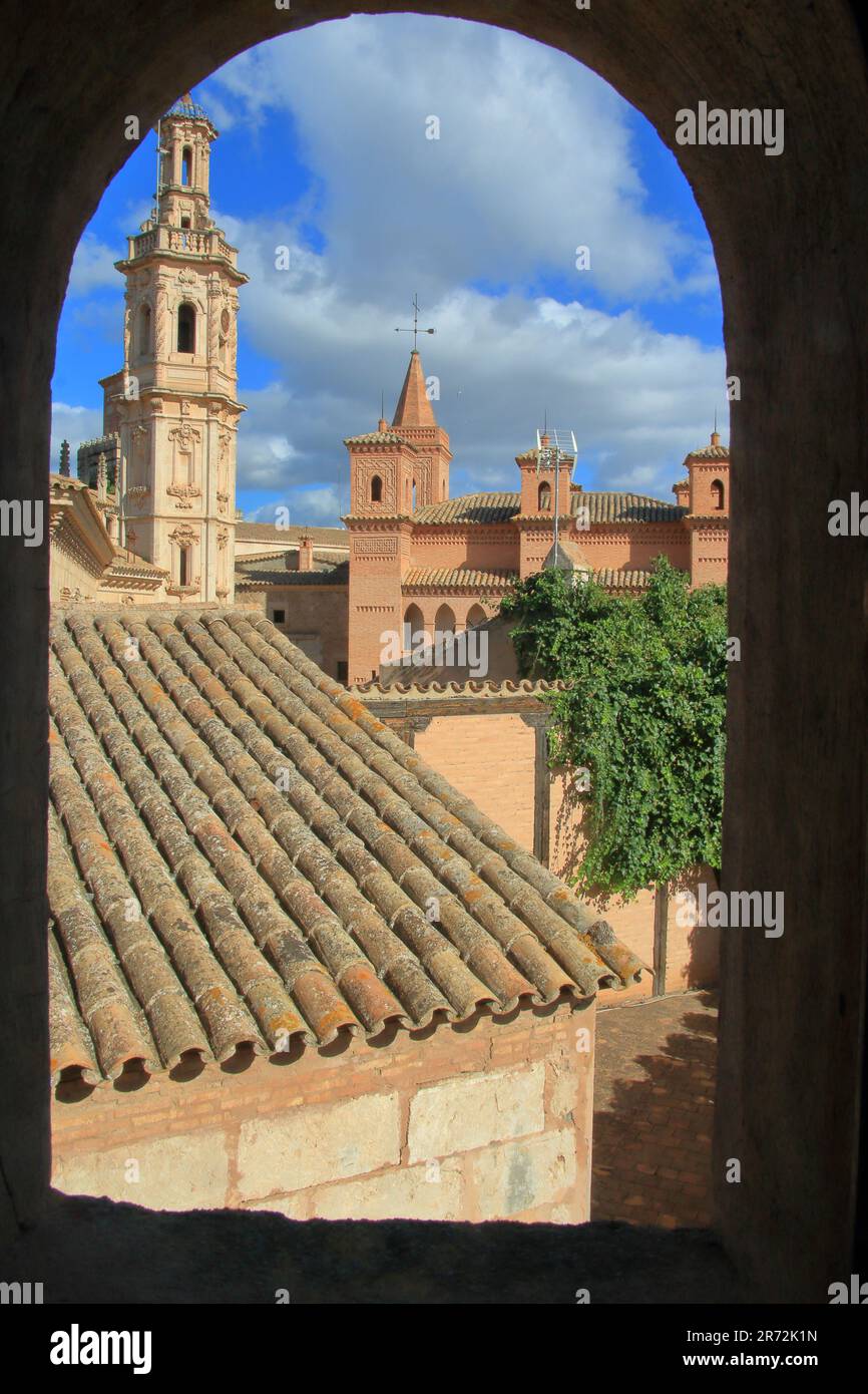 Old spanish architecture hi-res stock photography and images - Alamy