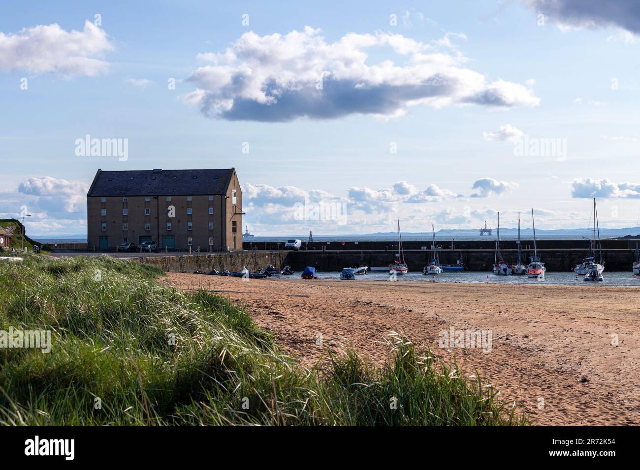 Elie harbour and Dunes in Beach of Elie and Earlsferry, Fife, Scotland ...