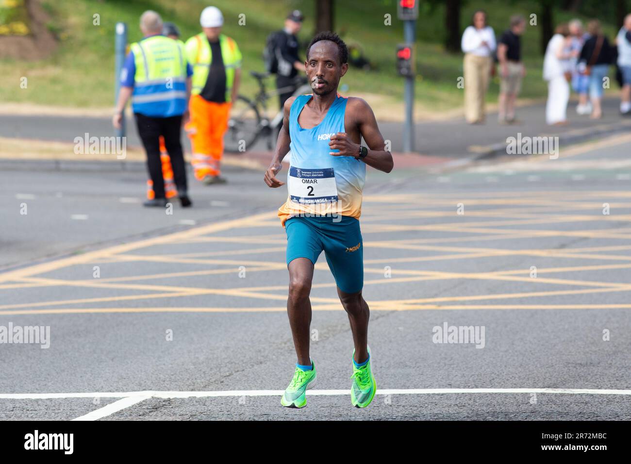 Swansea bay half marathon hi-res stock photography and images - Alamy