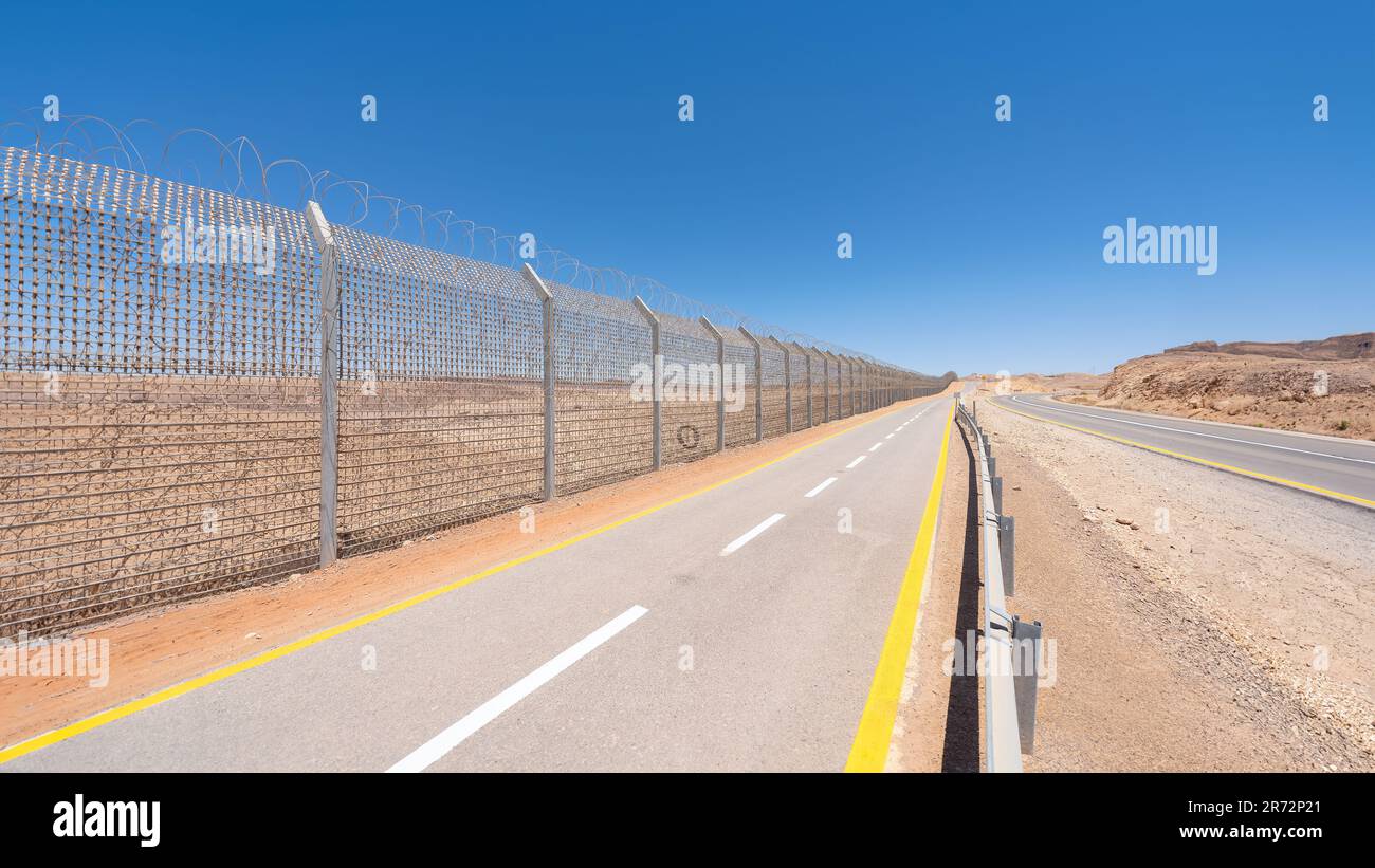Mountain border crossing middle east hi-res stock photography and ...