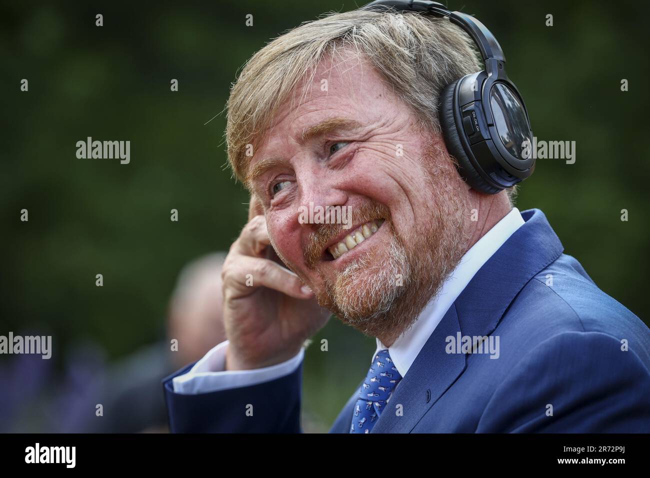 WESTERBORK - King Willem-Alexander during the performance East Side ...