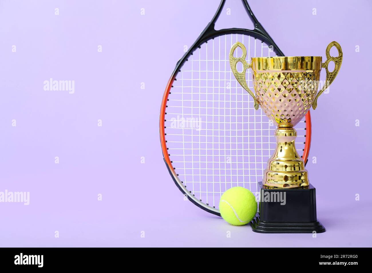 Gold tennis ball trophy on hi-res stock photography and images - Alamy