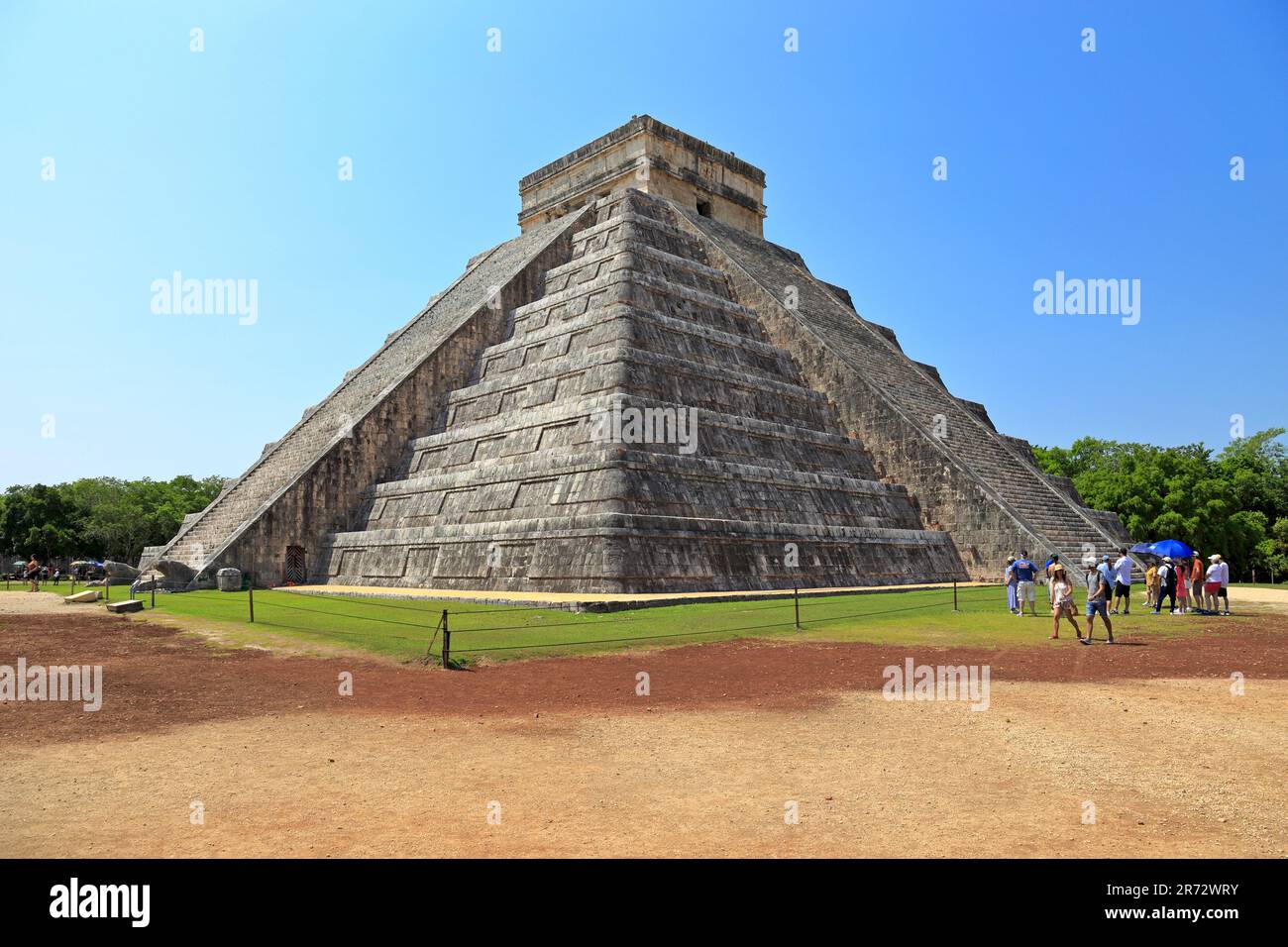 Yucatan maya architecture hi-res stock photography and images - Alamy