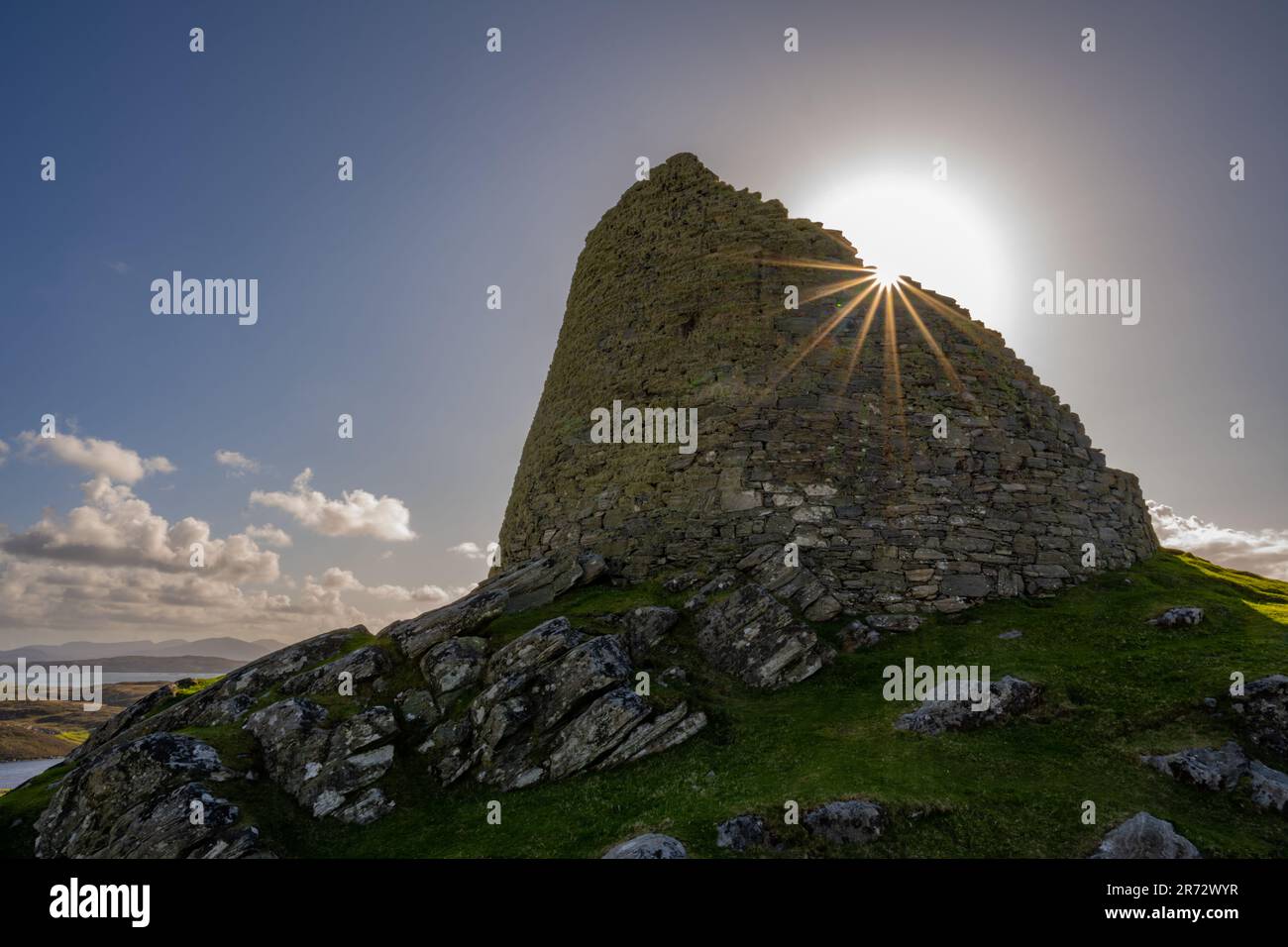 Carloway castle hi-res stock photography and images - Alamy