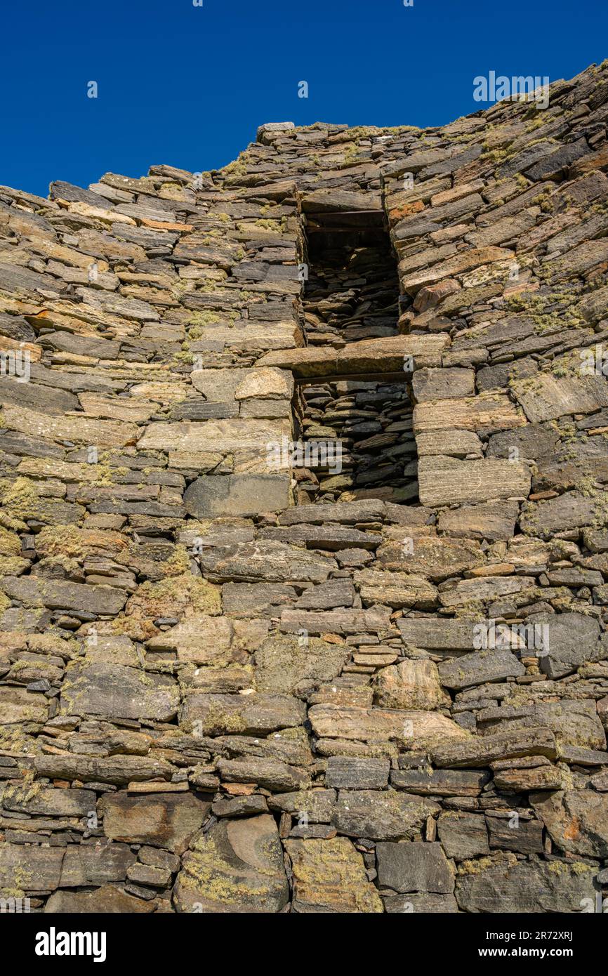 Carloway castle hi-res stock photography and images - Alamy