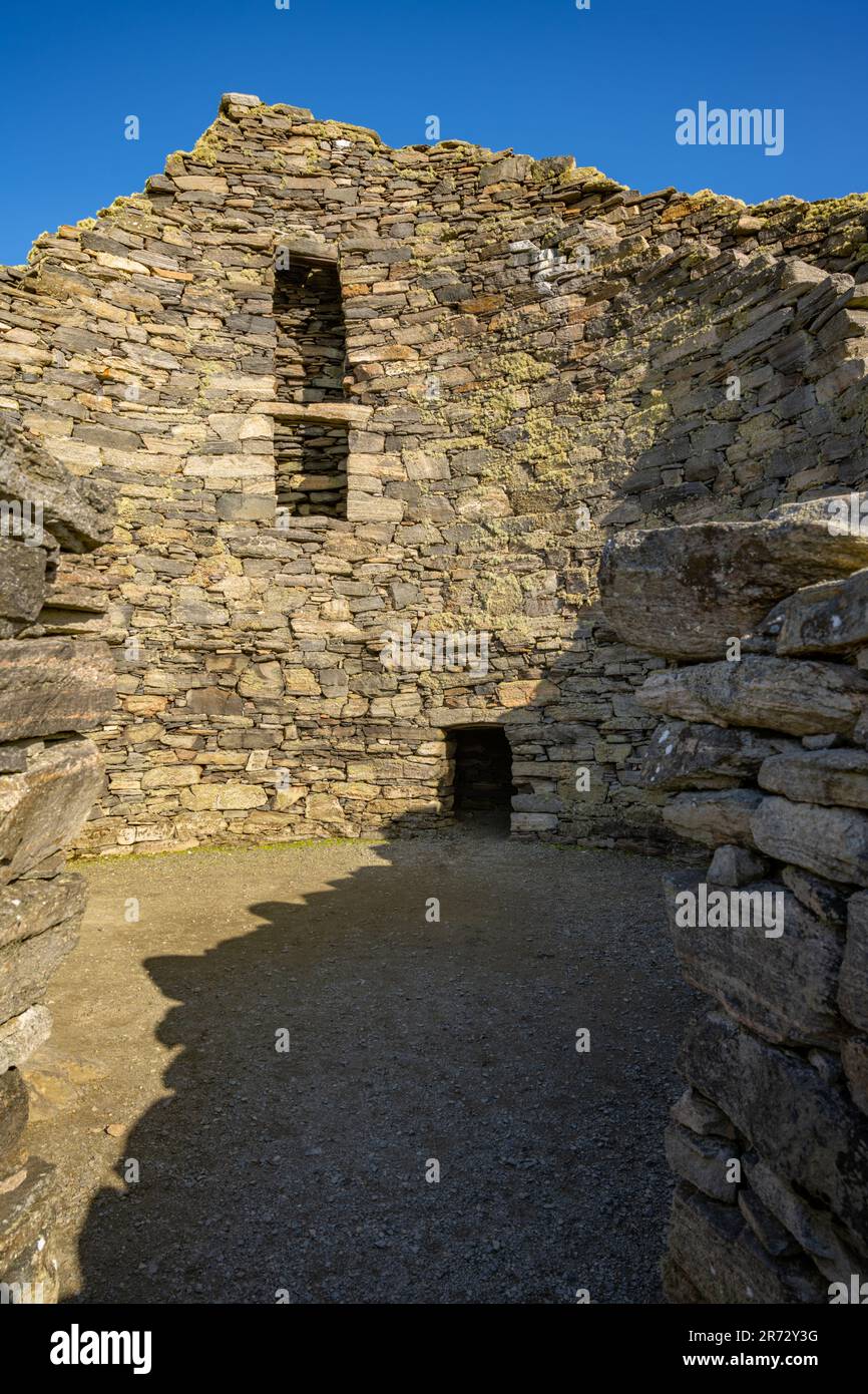 Carloway castle hi-res stock photography and images - Alamy