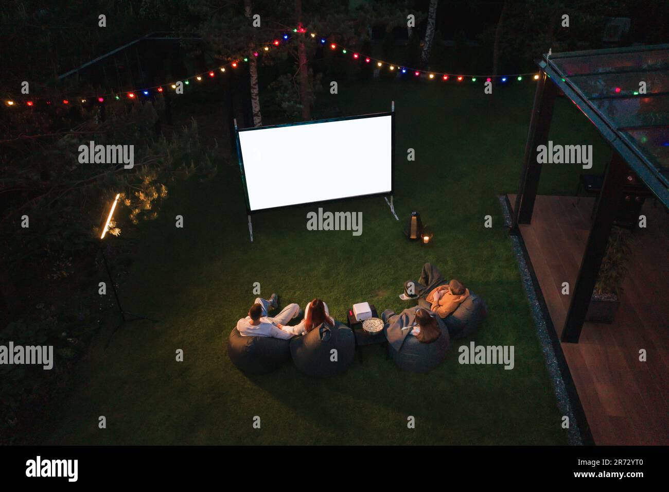 Family viewing show home hi-res stock photography and images - Alamy