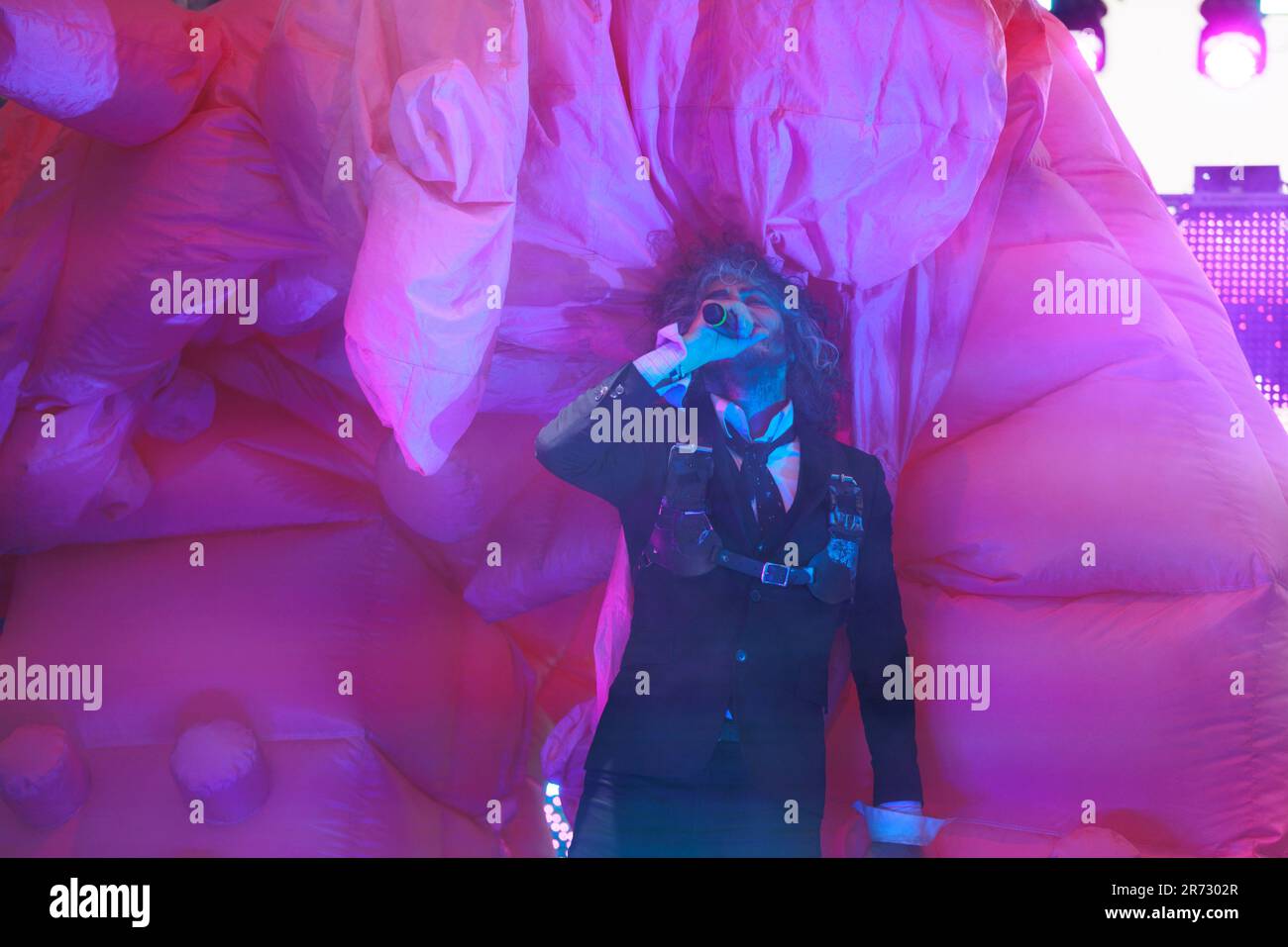 The flaming lips 2023 hi-res stock photography and images - Alamy