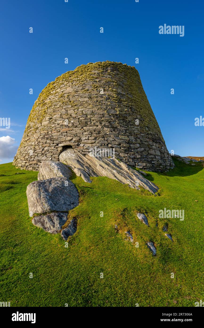 Carloway castle hi-res stock photography and images - Alamy