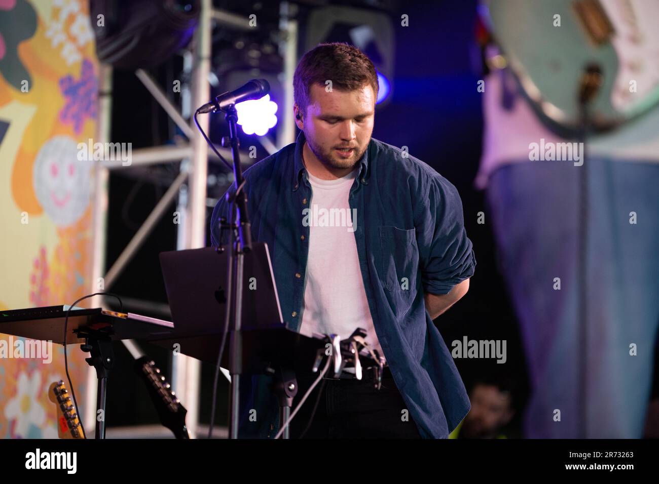 James marriott youtube hi-res stock photography and images - Alamy